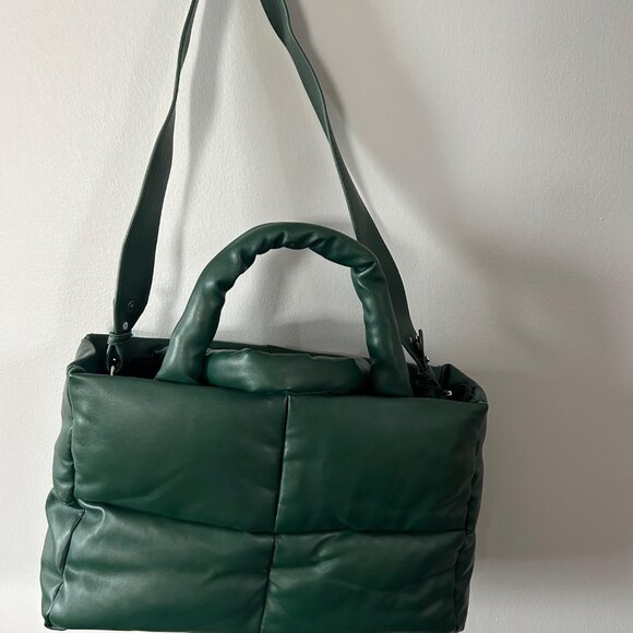 Bags | Green Puffy Bag | Poshmark